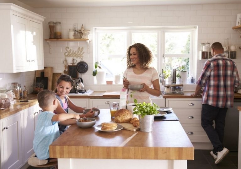 How to Create a Calm Home: 20 Tips for More Peace and Less Stress ...